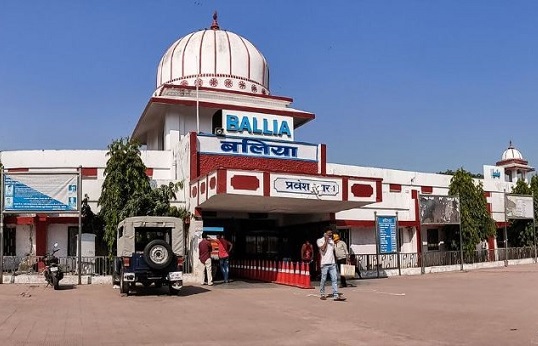 Ballia's lion Chittu Pandey had formed the country's first parallel ...